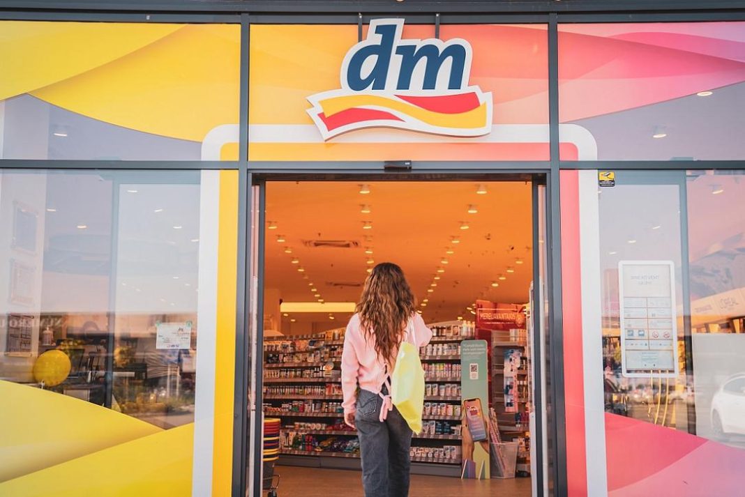 Program de lucru DM Drogerie Markt